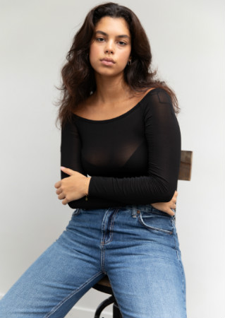 EMELINE Hoareau